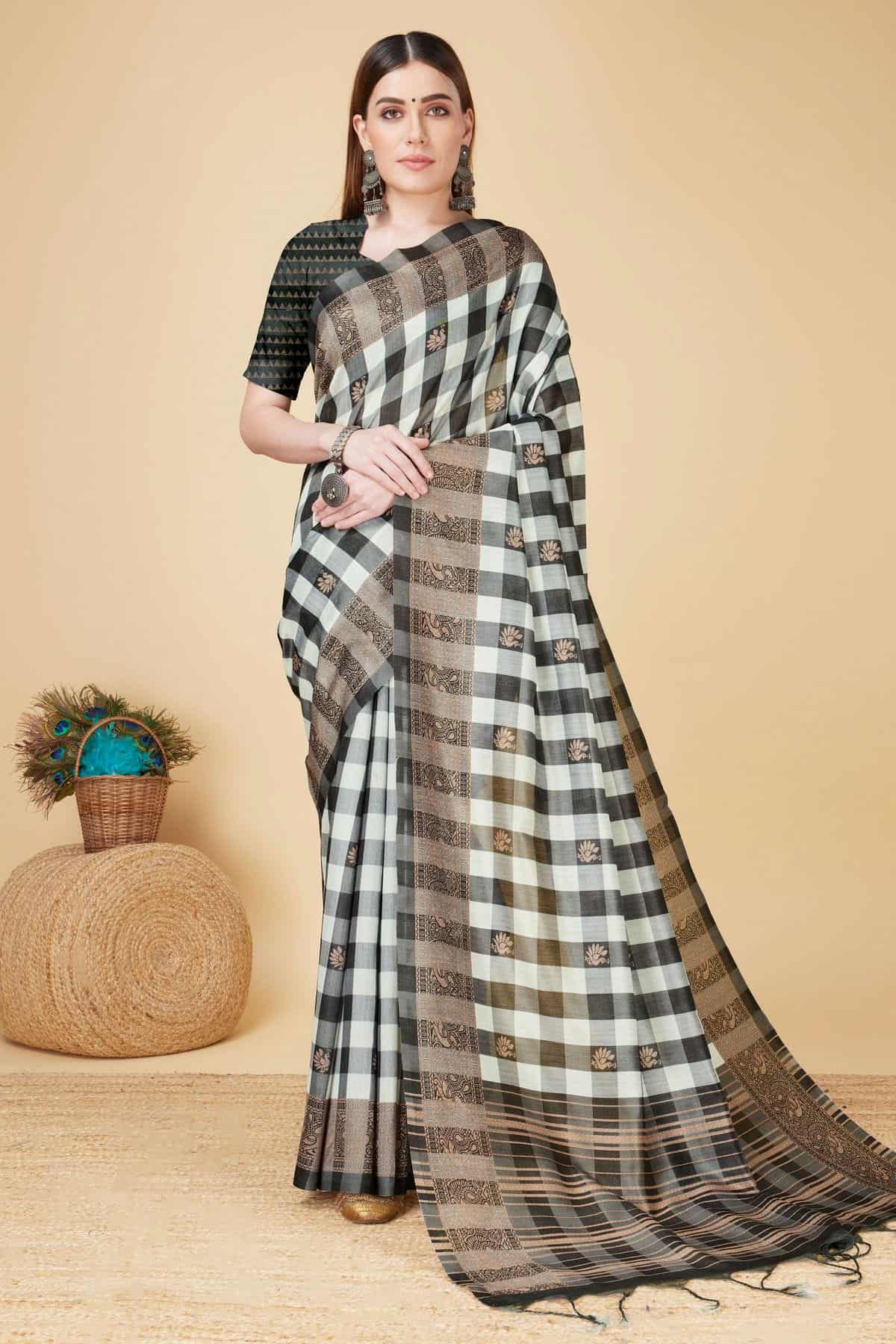 Multi Colors – Pativrata